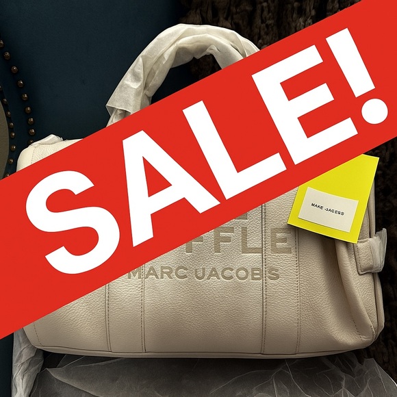 Marc Jacobs | Bags | Marc Jacobs The Leather Large Duffle Bag Brand New ...